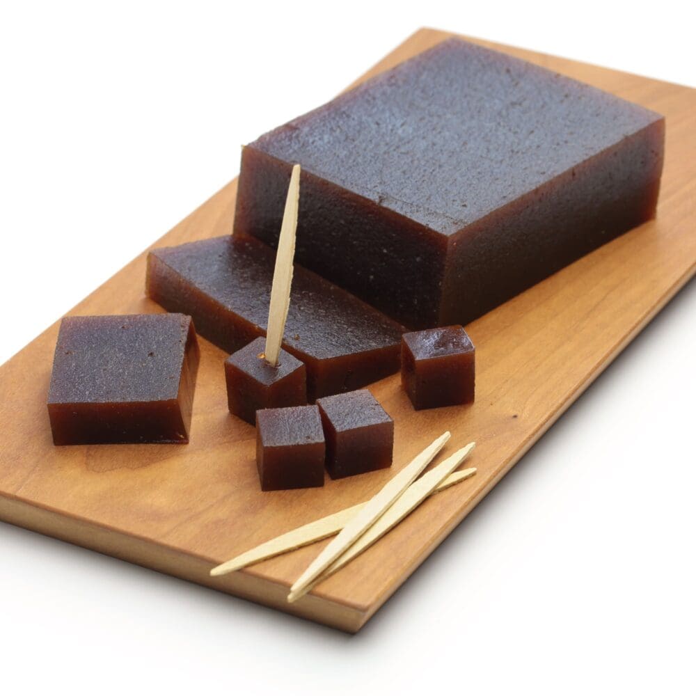 EMILY QUINCE PASTE WITH WALNUTS - Zone Fresh