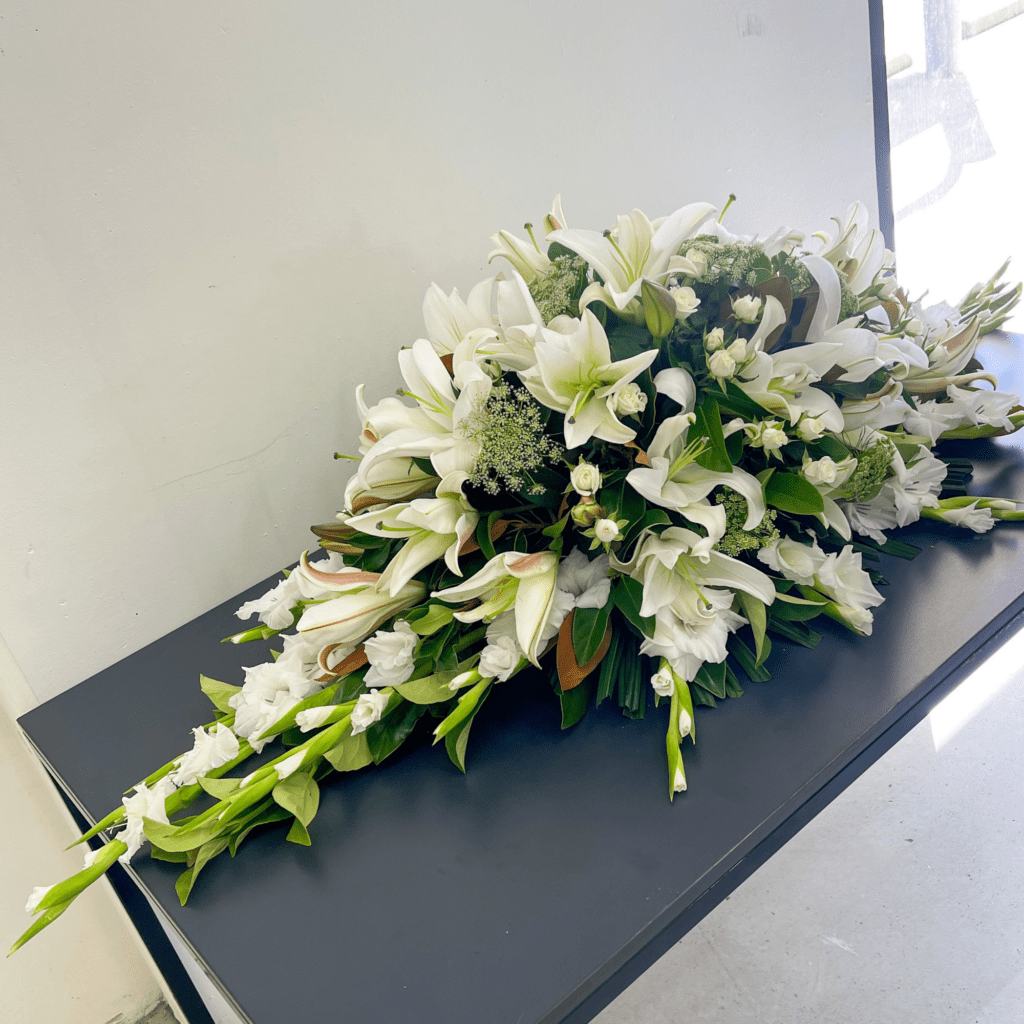 LILY CASKET FLOWERS - Zone Fresh